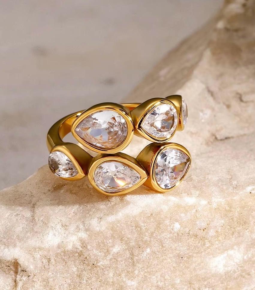 Lumiere Ring – Zayna Jewelry